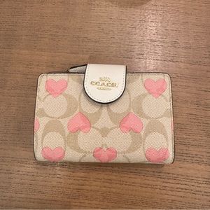 Coach | Bags | Coach Medium Corner Zip Wallet In Signature Canvas With ...